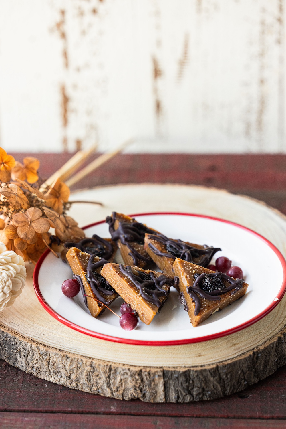 Taste Big Sky Country: Meet Montana from Cache Toffee Collection - Elle ...